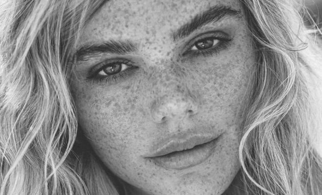 Featured Talent of the Day - "KRISTINA STEPHENS"